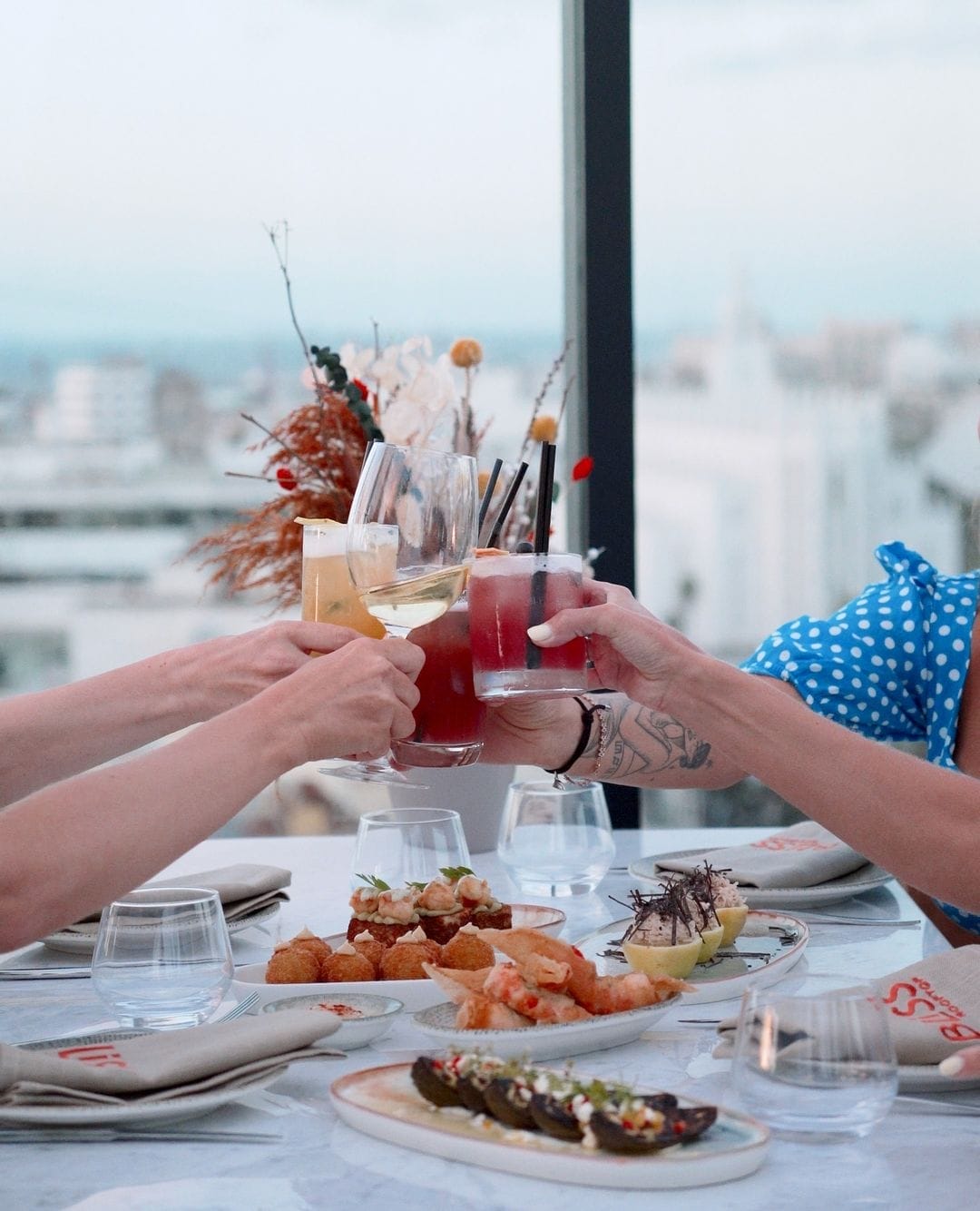 Rooftop à Casablanca : ambiance détendue et vues chics - Où sortir au Maroc